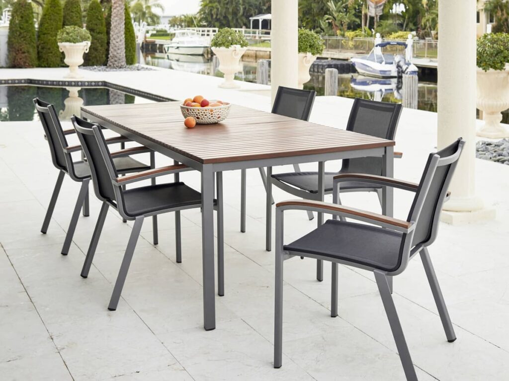 Harmony 29" Round Bistro Table - Jensen Outdoor